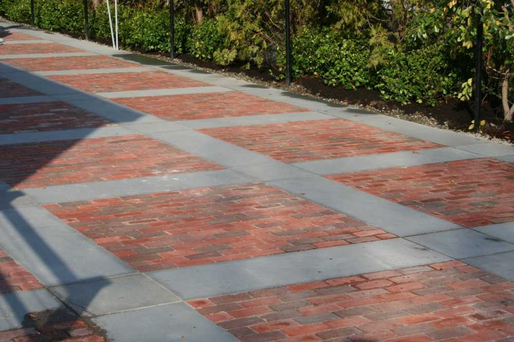 Brick and Bluestone Patio - ALG